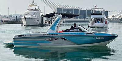 Centurion Ri245 - Wakesurf and Wakeboarding boat in Dubai
